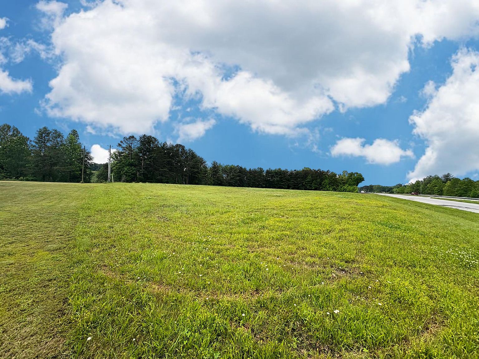 10529 N Us Highway 25e, Gray, KY 40734 | MLS #25011382 | Zillow