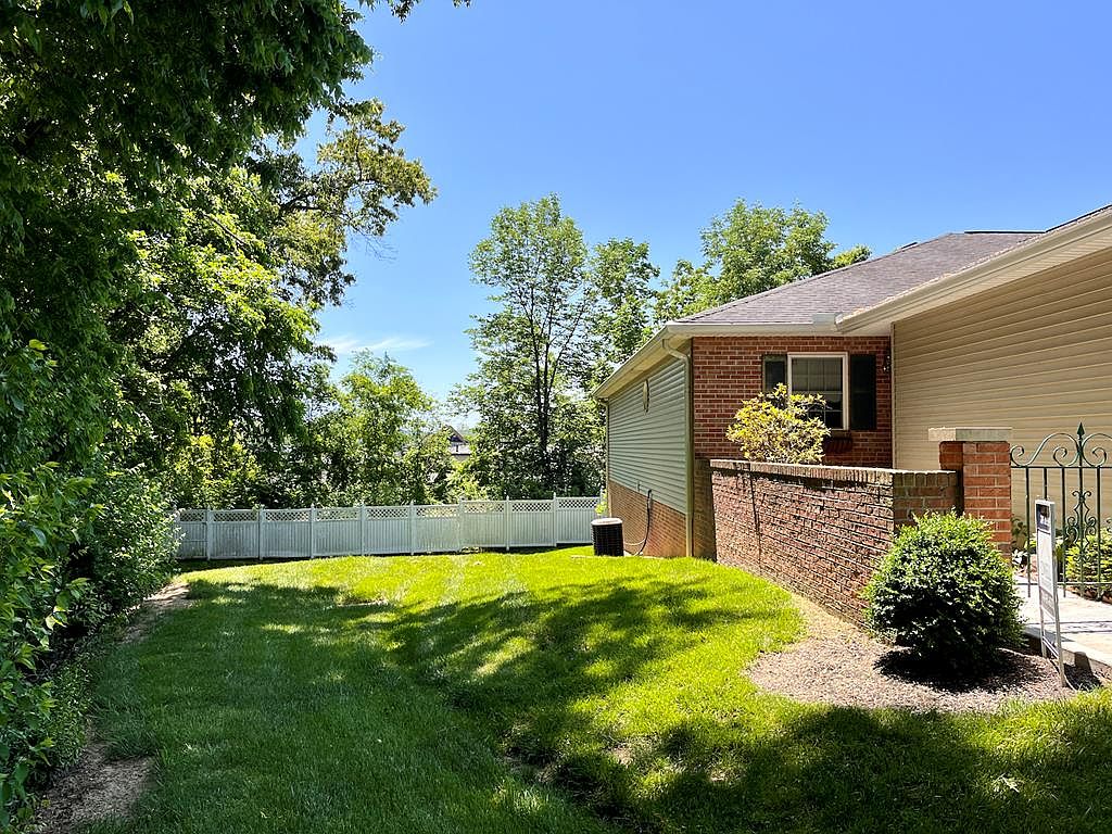 15 John St, Chillicothe, OH 45601 | Zillow