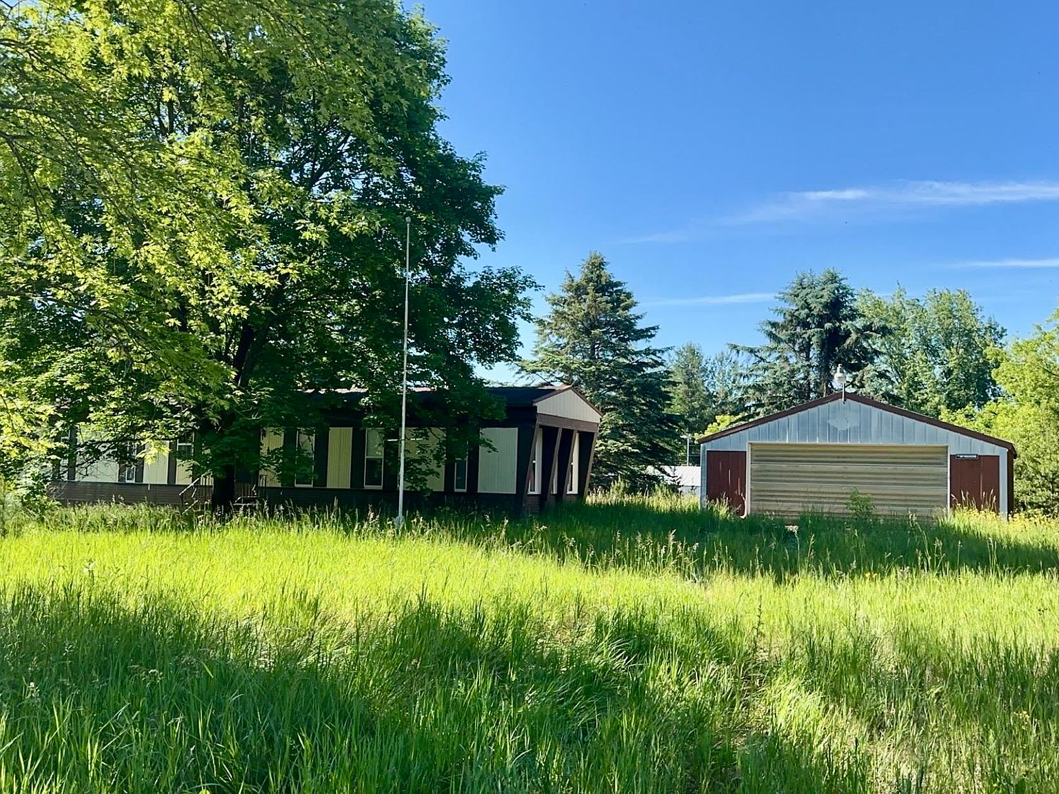 11257 Sun And Sand Ln, Crivitz, WI 54114 | Zillow