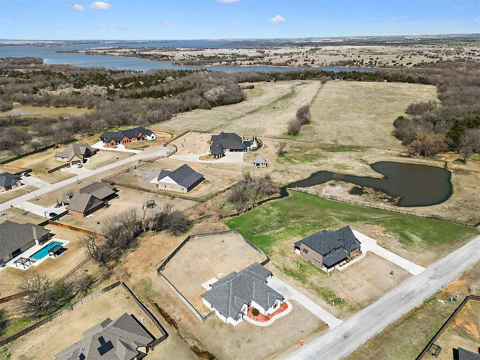 5375 NE Elk Point Rd, Elgin, OK 73538 | Zillow
