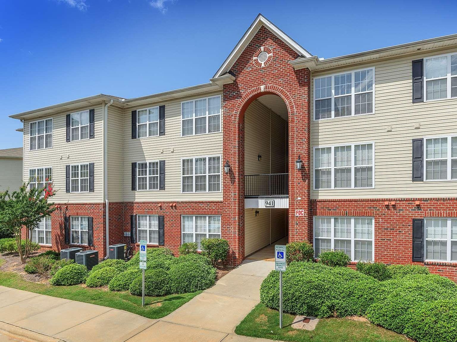812 Crescent Commons Way #5A6C45DEE, Fayetteville, NC 28314 | Zillow