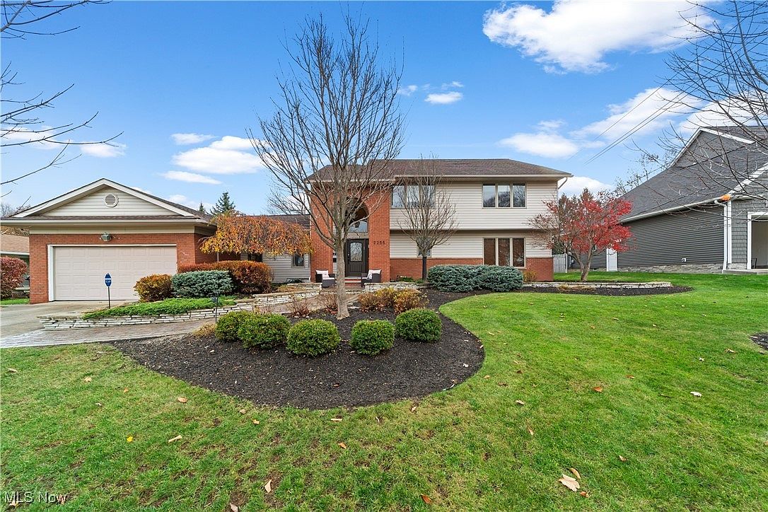 2255 Halcyon Rd, Beachwood, OH 44122 | Zillow