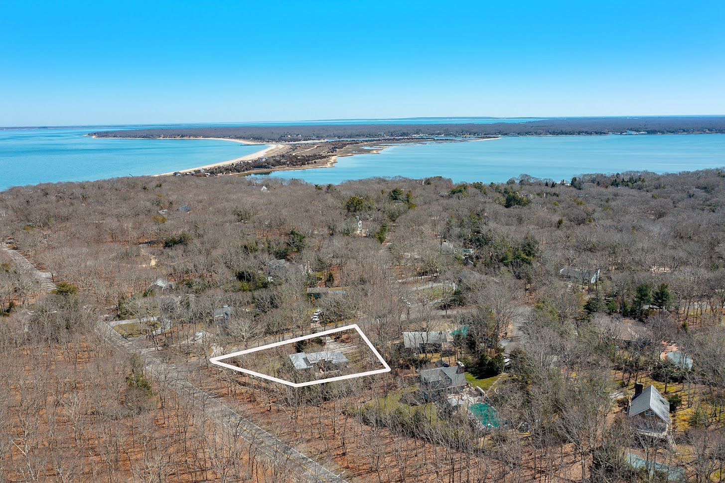 30 High Point Rd, East Hampton, NY 11937 | Zillow