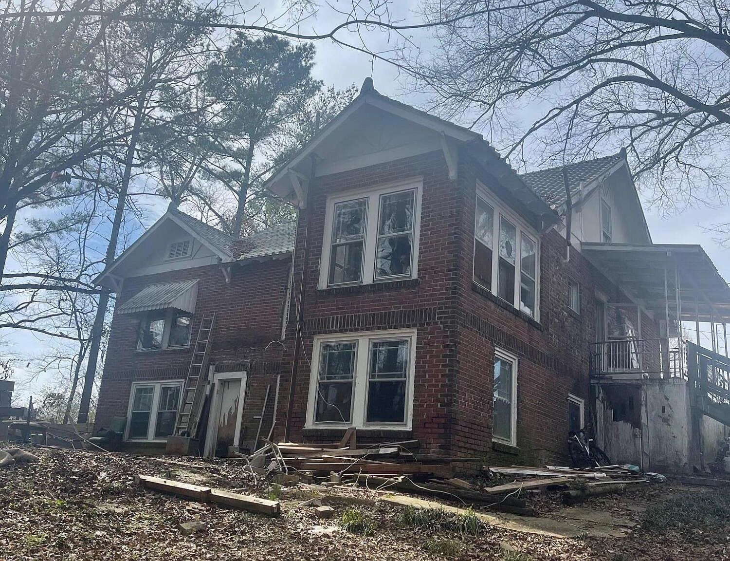 101 & 103 Martin Luther King Dr, Fulton, MS 38843 | MLS #24-472 | Zillow