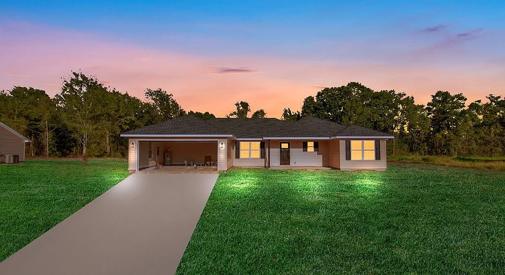 4758 Otter Creek Cir, Blackshear, GA 31516 | MLS #34111 | Zillow