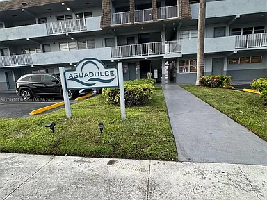 Agua Dulce Condo - 11195 SW 1st St Miami FL | Zillow