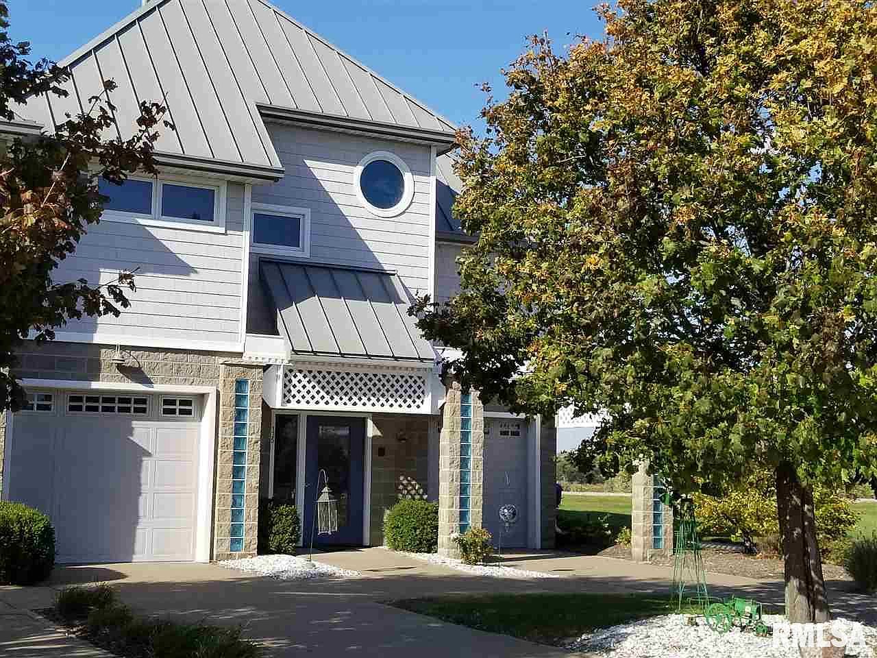 135 Beacon Harbor Pkwy, East Moline, IL 61244 | Zillow