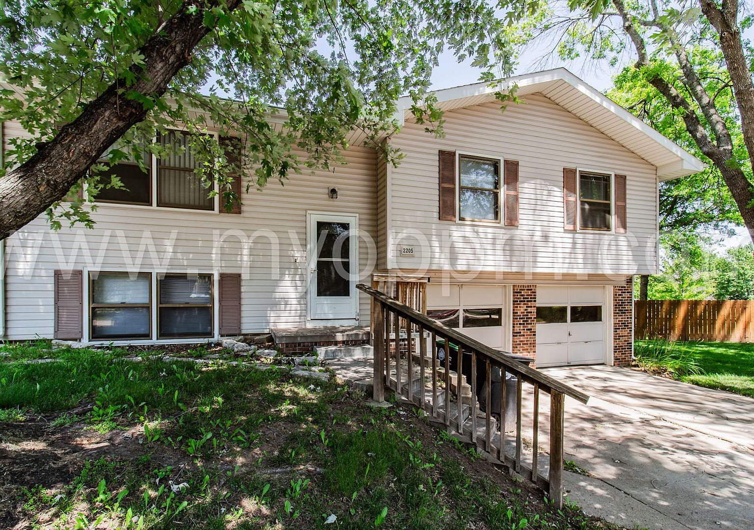 2205 N 125th Ct, Omaha, NE 68164 | Zillow