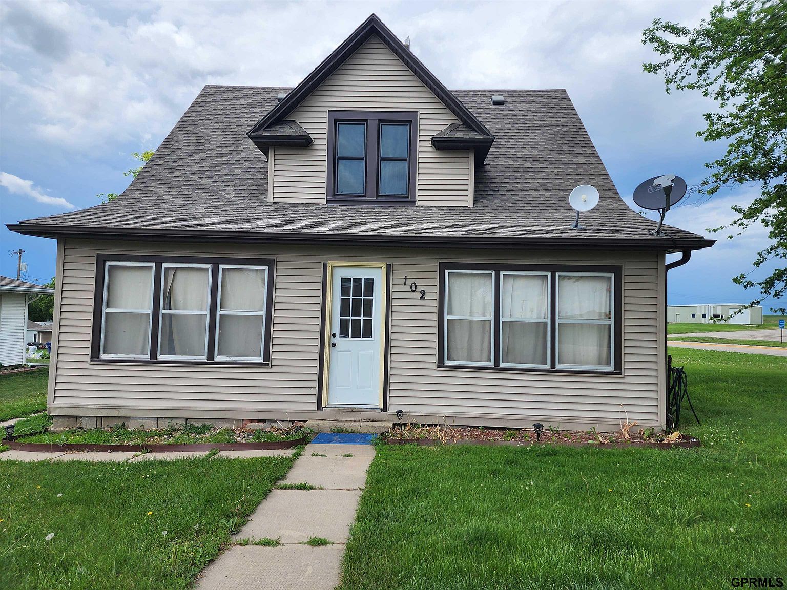 102 6th St, Uehling, NE 68063 | Zillow