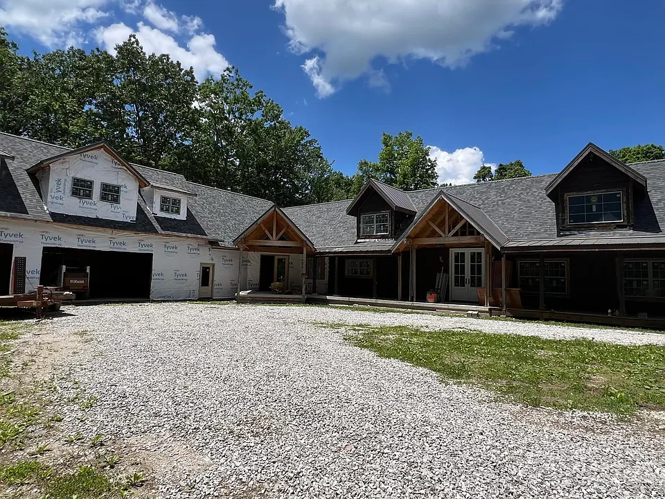 8 Stunning Tennessee Properties: From Secluded Retreats to Modern ...