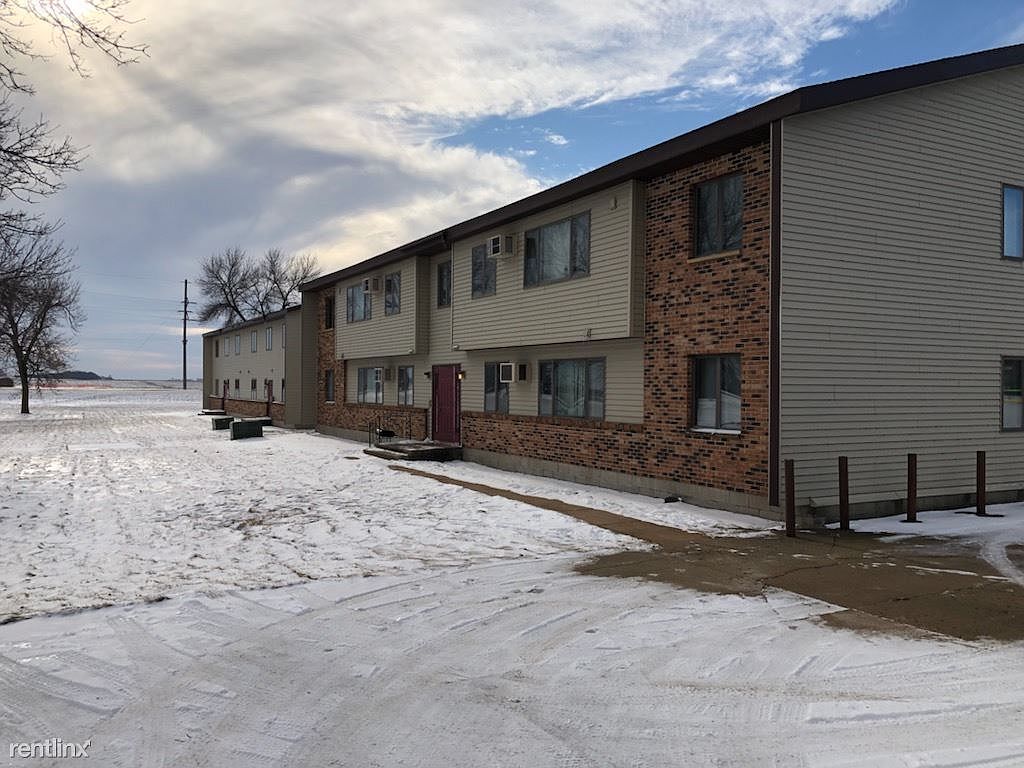 160 8th St, Lafayette, MN 56054 | Zillow