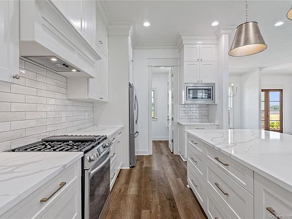 1172 Mary Diane McCall Dr, Lake Charles, LA 70605 | Zillow