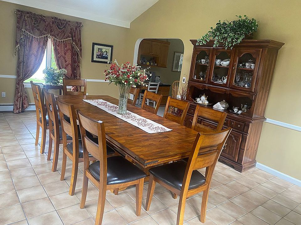 37 Elm St, Monroe, CT 06468 | Zillow