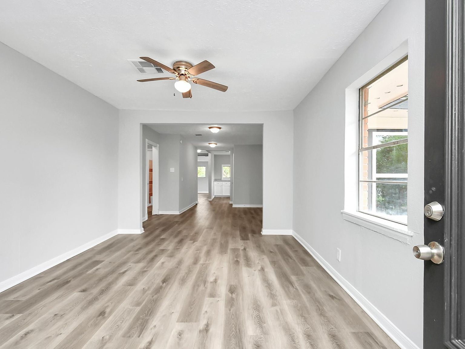 3034 Akard St, Houston, TX 77051 | MLS #38056090 | Zillow