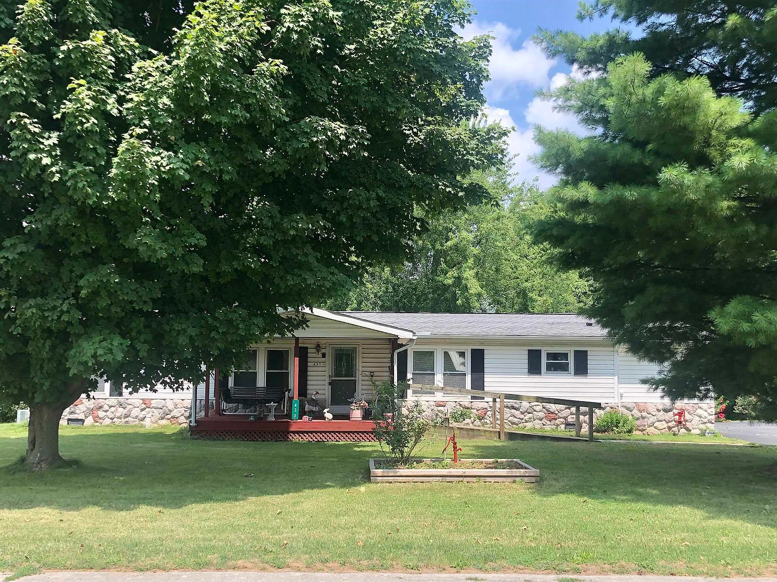 430 W 12th St, Warren, IN 46792 | Zillow