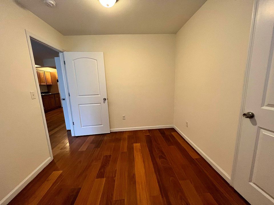 1425 Longfellow Ave Bronx NY | Zillow