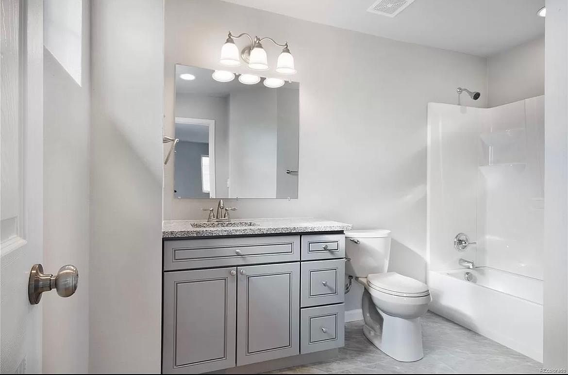 2751 Sable Blvd, Aurora, CO 80011 | Zillow