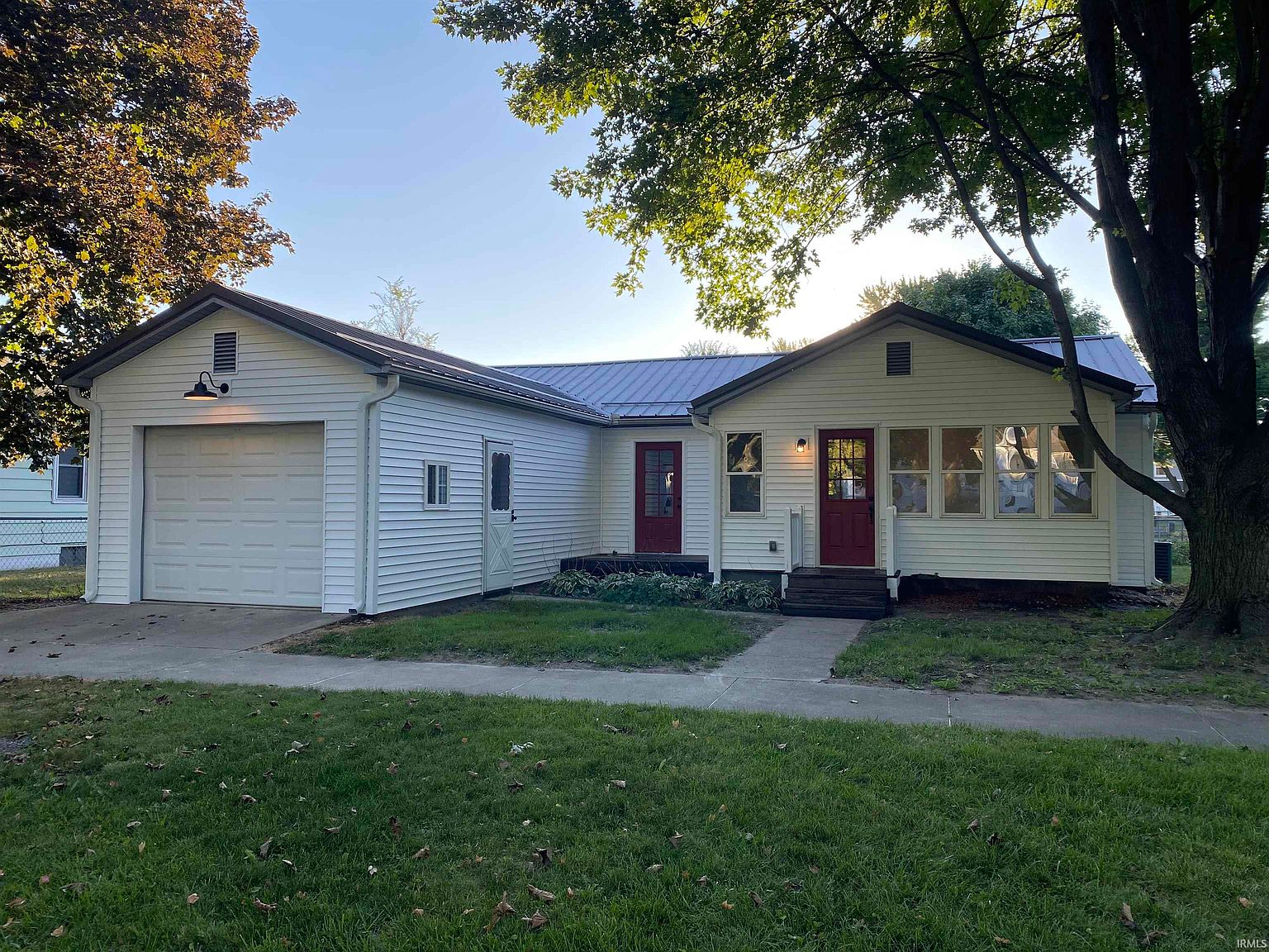 195 Pontiac St, Rochester, IN 46975 | Zillow