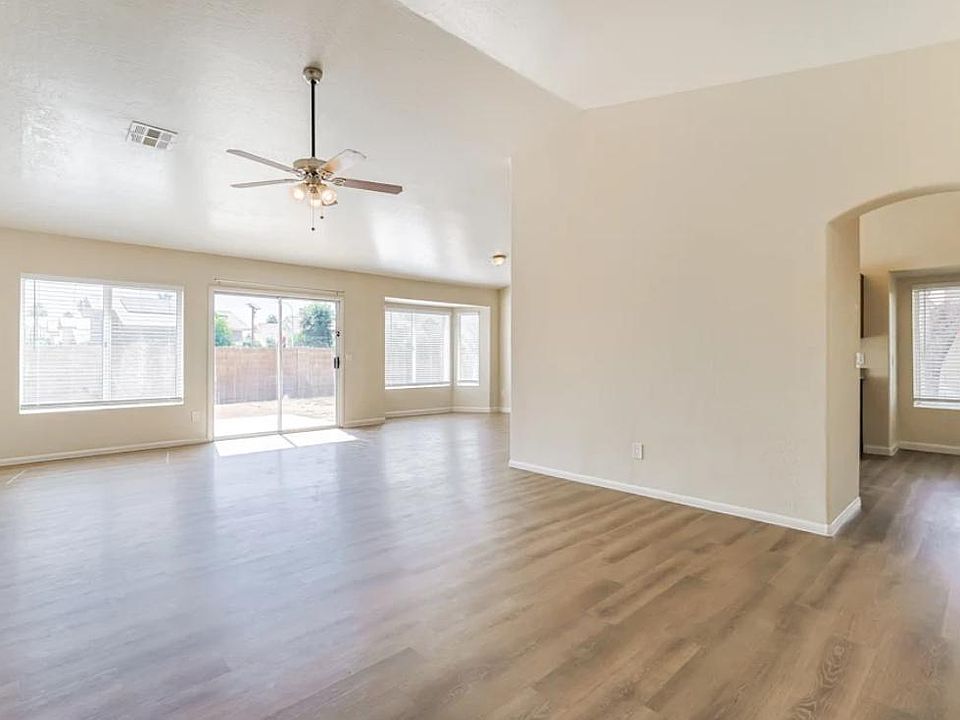 1546 E Hearne Way Gilbert AZ | Zillow
