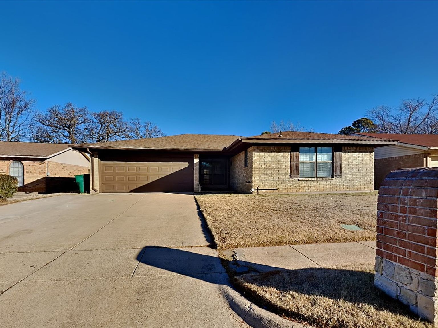 7629 Castillo Rd, Fort Worth, TX 76112 | Zillow