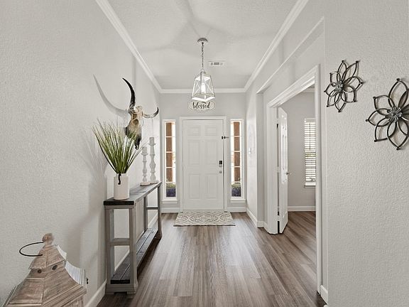 135 Highland Hills Blvd, Decatur, TX 76234 | MLS #20385043 | Zillow