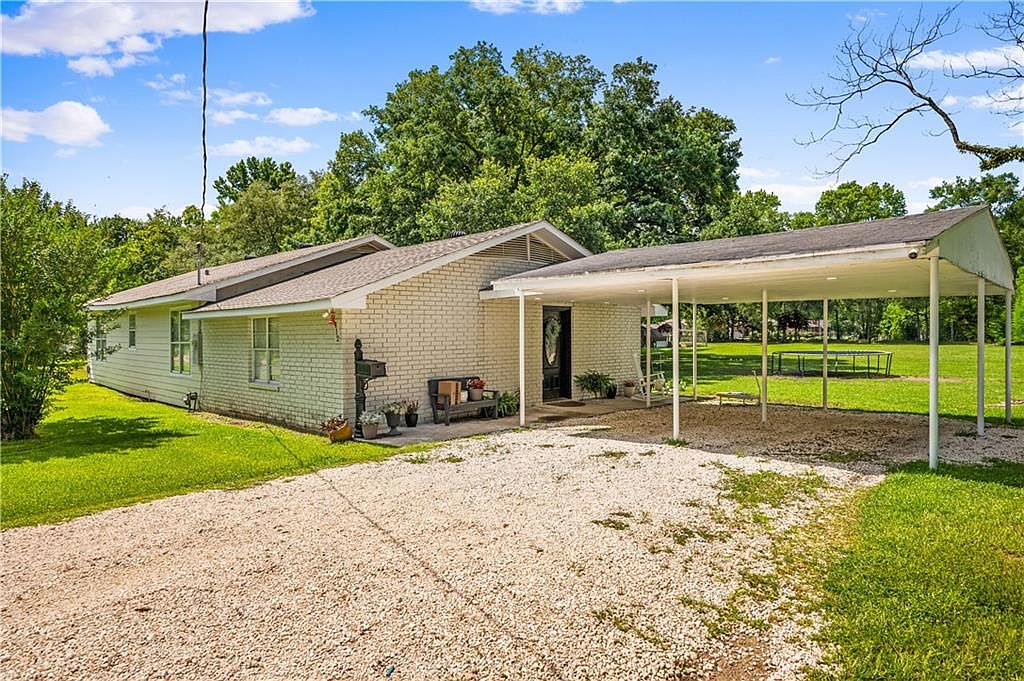 412 New St, Oakdale, LA 71463 | MLS #2448918 | Zillow