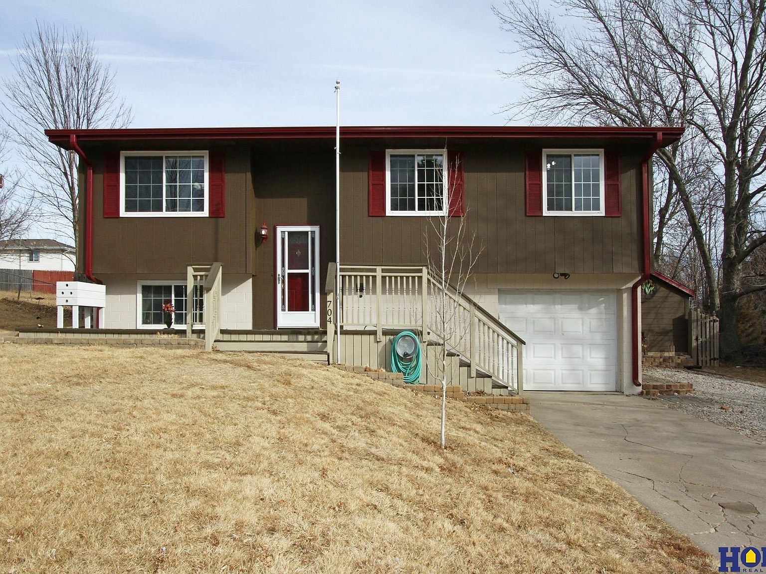 704 W Beech St, Ceresco, NE 68017 | Zillow