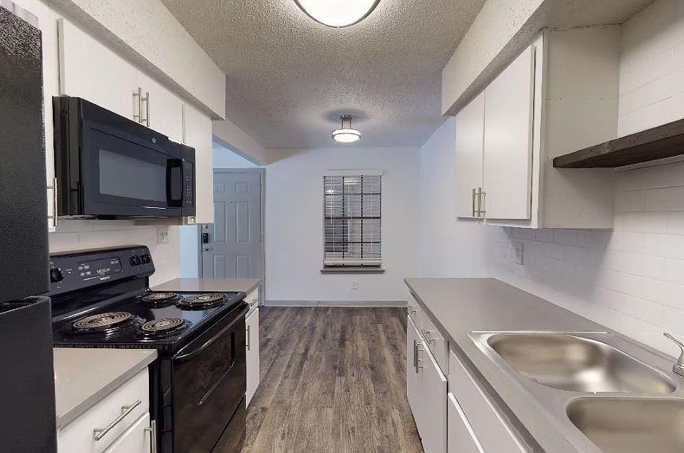 724 W Miller Rd #7B1718CEC, Garland, TX 75041 | Zillow