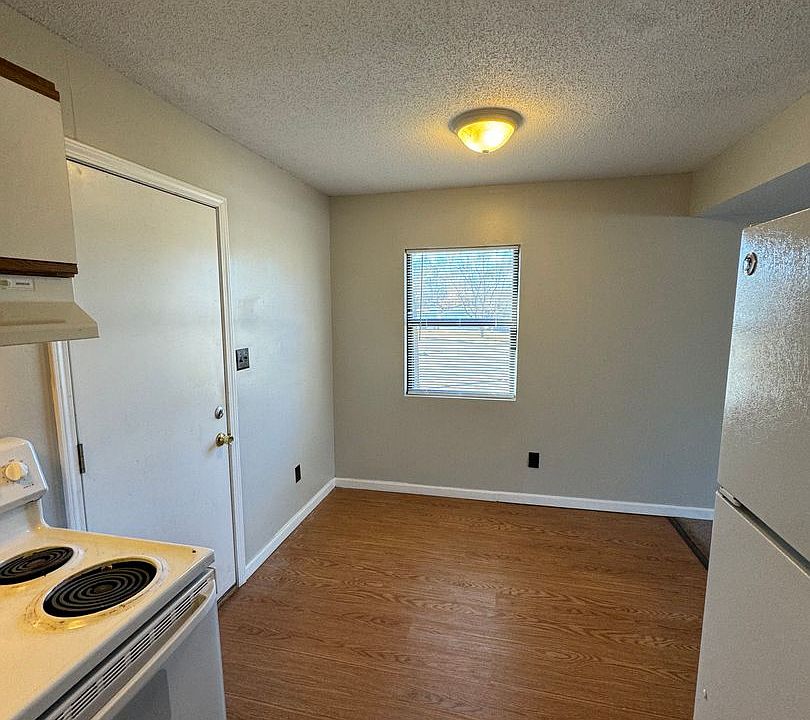 PFP Property LLC - 830 E College St Carbondale IL | Zillow