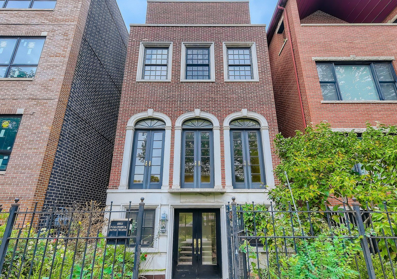 4022 N California Ave, Chicago, IL 60618 | Zillow