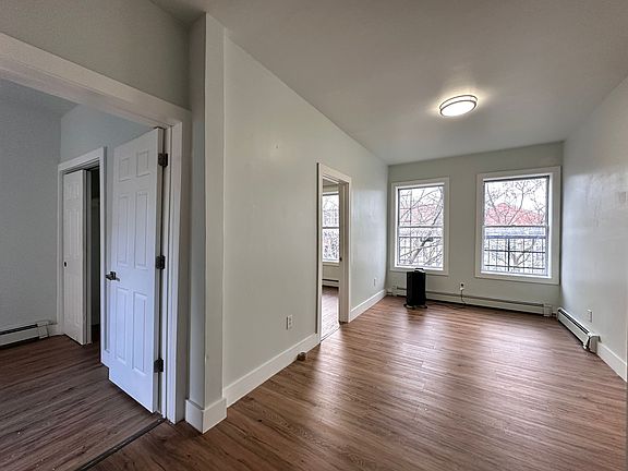 211 Woodward St #11-4, Jersey City, NJ 07304 | Zillow