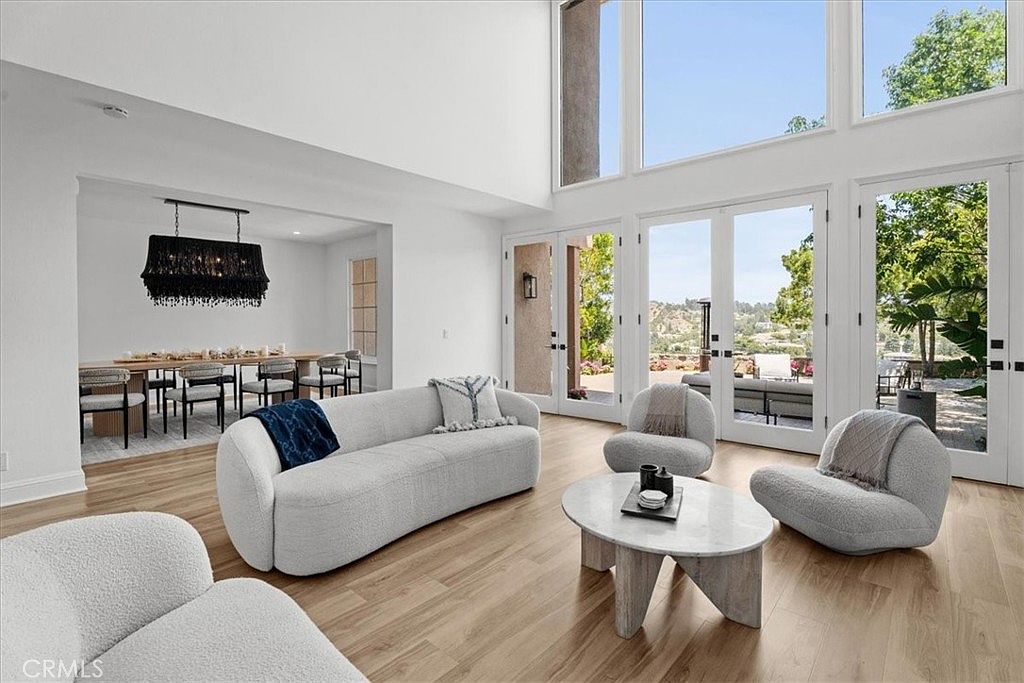 12303 Ridge Cir, Los Angeles, CA 90049 | MLS #OC25142837 | Zillow