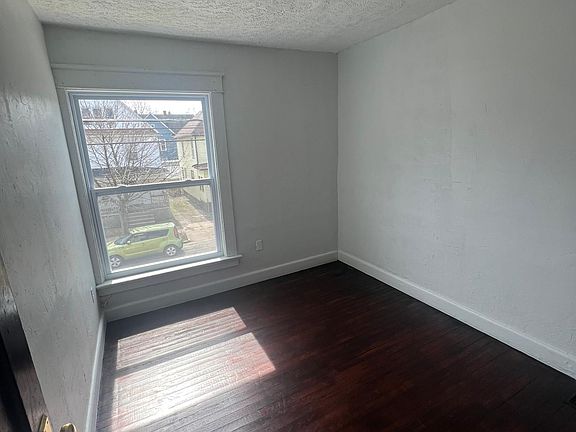 460 E 24th St #2, Erie, PA 16503 | Zillow