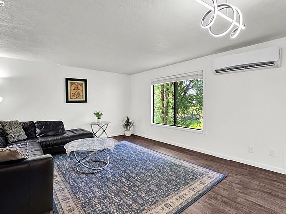 1361 City View St, Eugene, OR 97402 | MLS #234297497 | Zillow