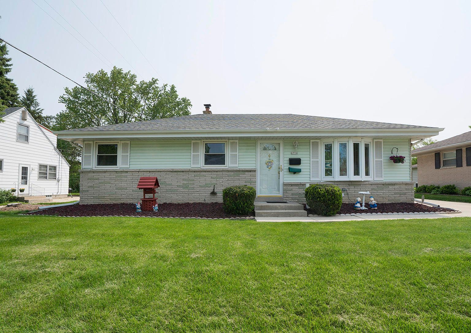 6554 N 84th St, Milwaukee, WI 53224 | Zillow