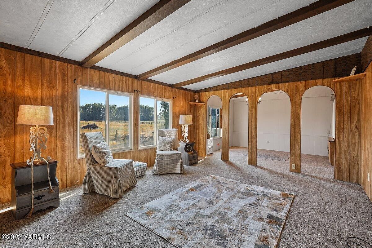 10907 Hackett Rd, Yakima, WA 98903 | MLS #23-1875 | Zillow