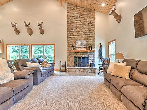 2625 Snake Hollow Rd, Sneedville, TN 37869 | MLS #11382362 | Zillow