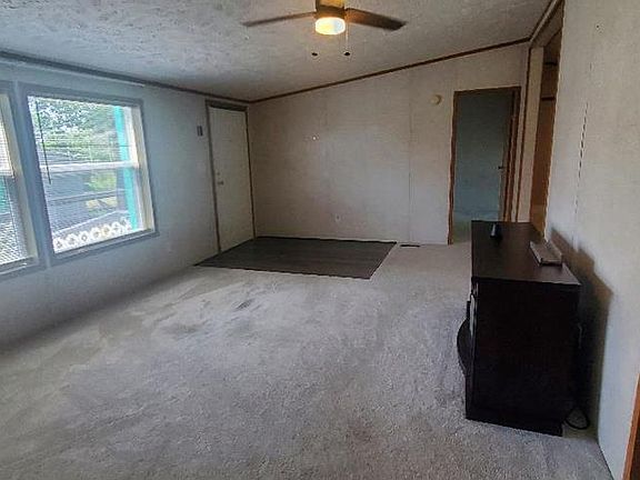 24973 & 24975 Irving Rd, Humboldt, KS 66748 | MLS #S46771 | Zillow