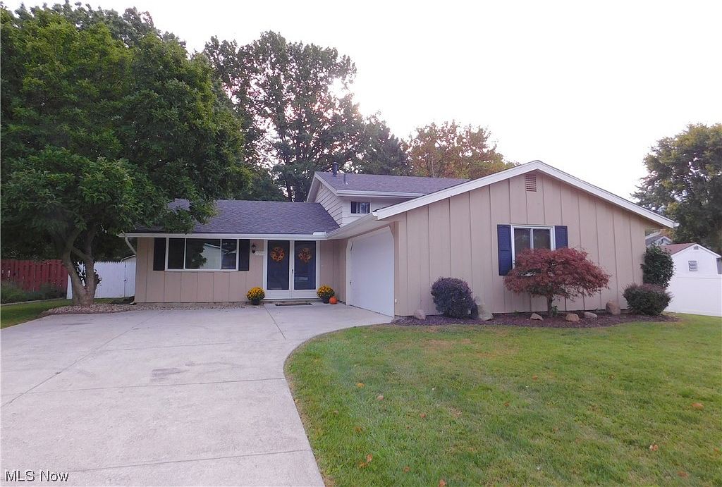 7299 Wil Lou Ln, North Ridgeville, OH 44039 | Zillow
