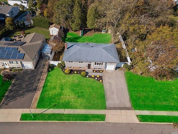 56 Wicks Path, Commack, NY 11725 | Zillow