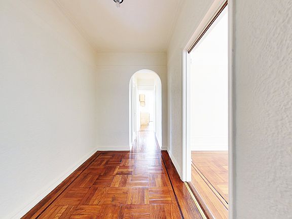30 Daniel Low Ter #25, Staten Island, NY 10301 | Zillow