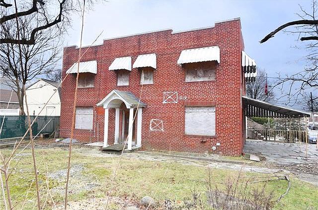 4350 Locust Point Dr, Bronx, NY 10465 | Zillow