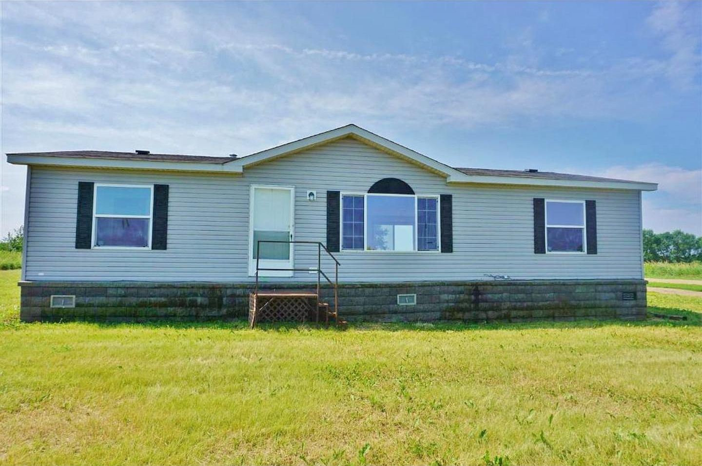 16627 165th Ave NE, Hawick, MN 56273 | Zillow