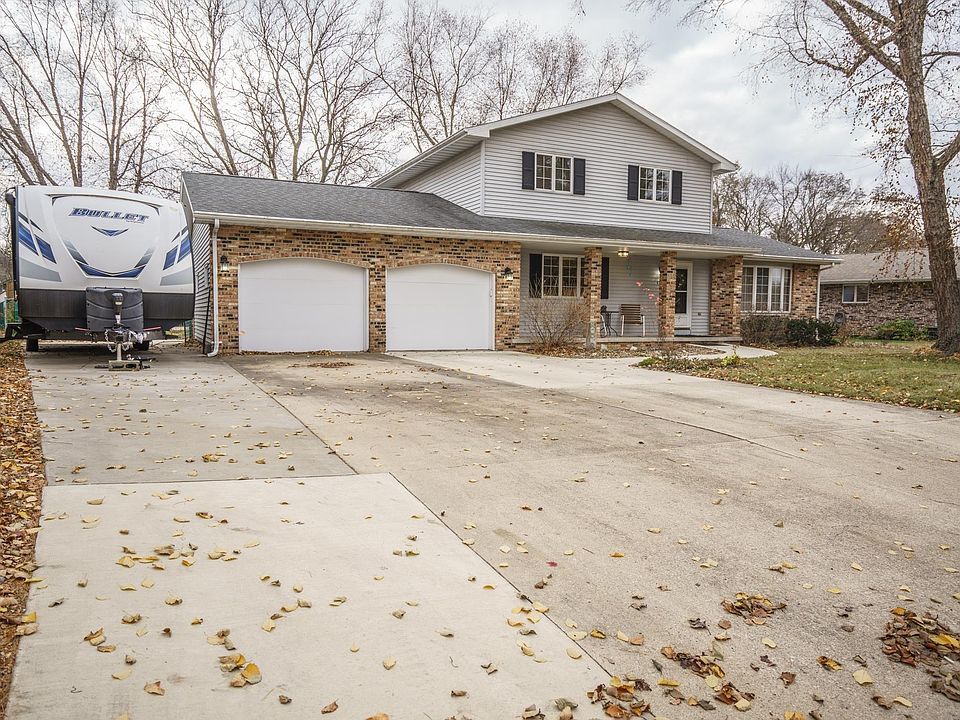 417 Ridgeview Dr SE, Independence, IA 50644 | Zillow