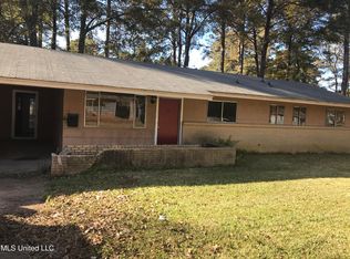 924 Cooper Rd, Jackson, MS 39212 | Zillow