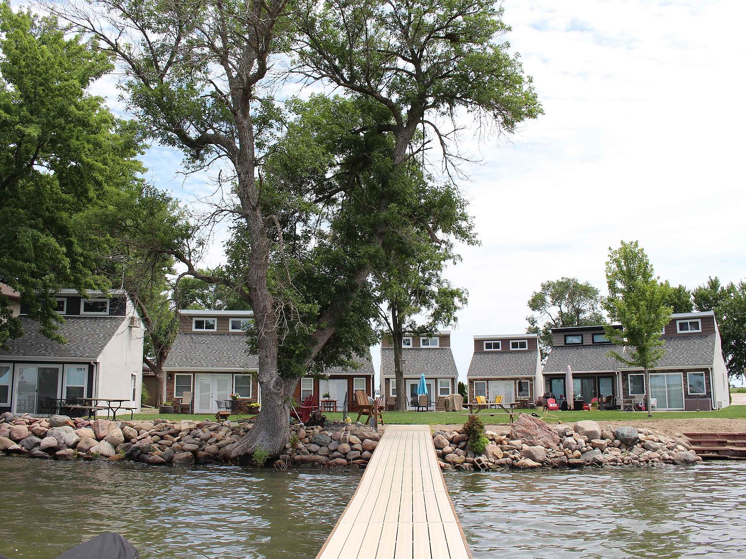 780 E Shore Dr #4, Lake View, IA 51450 | Zillow