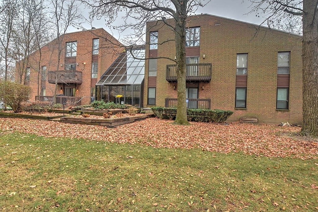 717 W Prairie Ave APT 2D, Decatur, IL 62522 | Zillow