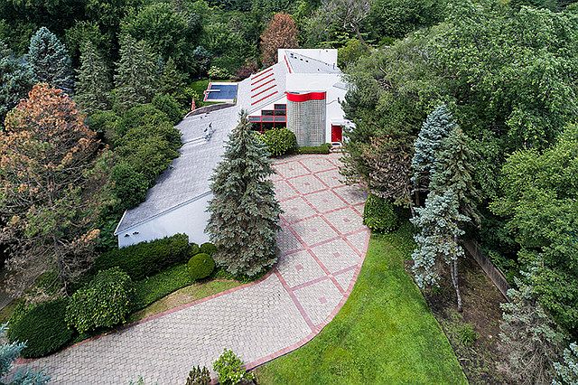 2100 Pfingsten Rd, Northbrook, IL 60062 | Zillow
