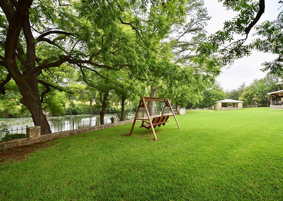 116 Casa Bonita Ln S Hunt TX | Zillow
