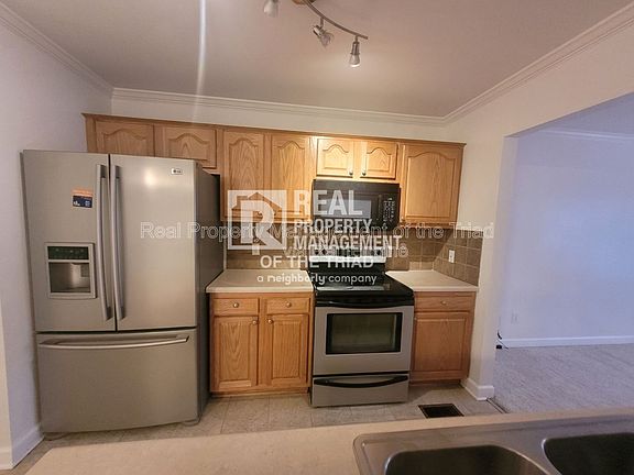 3045 Heather View Ct, Winston Salem, NC 27127 | Zillow